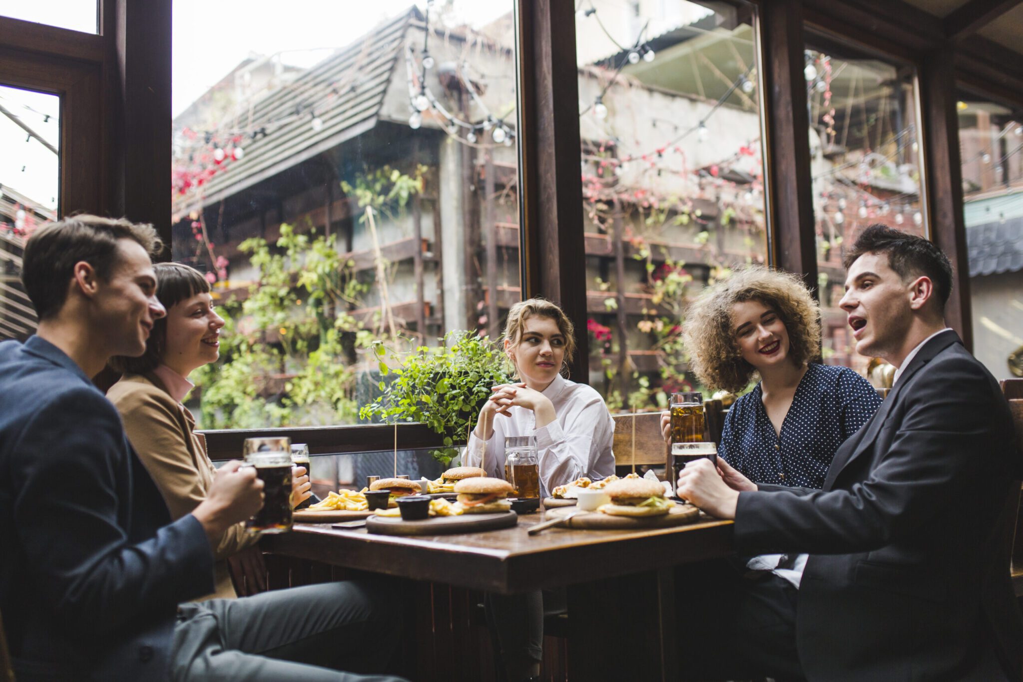 The Ultimate Guide To Choosing Café Locations For Start (in 5 Hacks ...